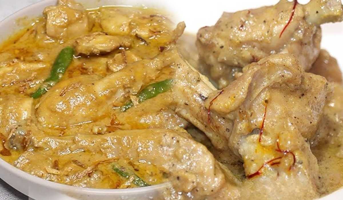 কলকাতা স্টাইলে তৈরি করুন এই রাজকীয় স্বাদে সহজ চিকেন রেজালা রেসিপি - Aahare Bahare